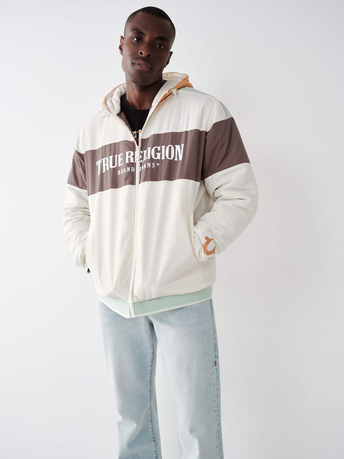 HOODED LOGO JACKET