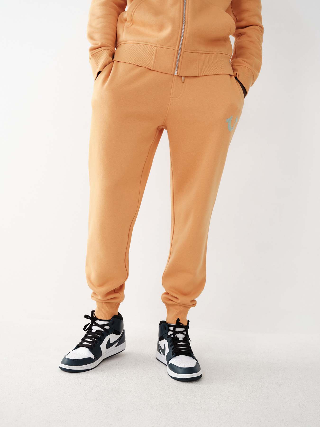 LOGO JOGGER | True Religion