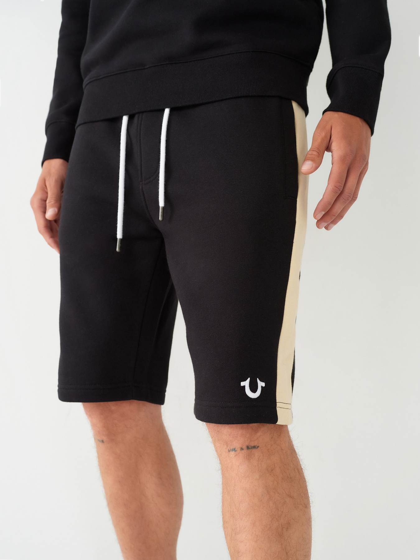 COLOR BLOCK LOGO SWEAT SHORT