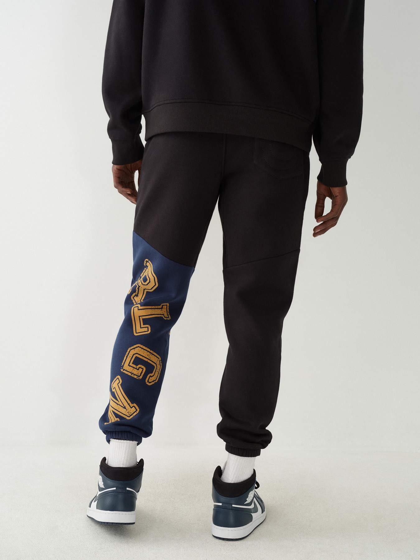 TRUE LOGO JOGGER