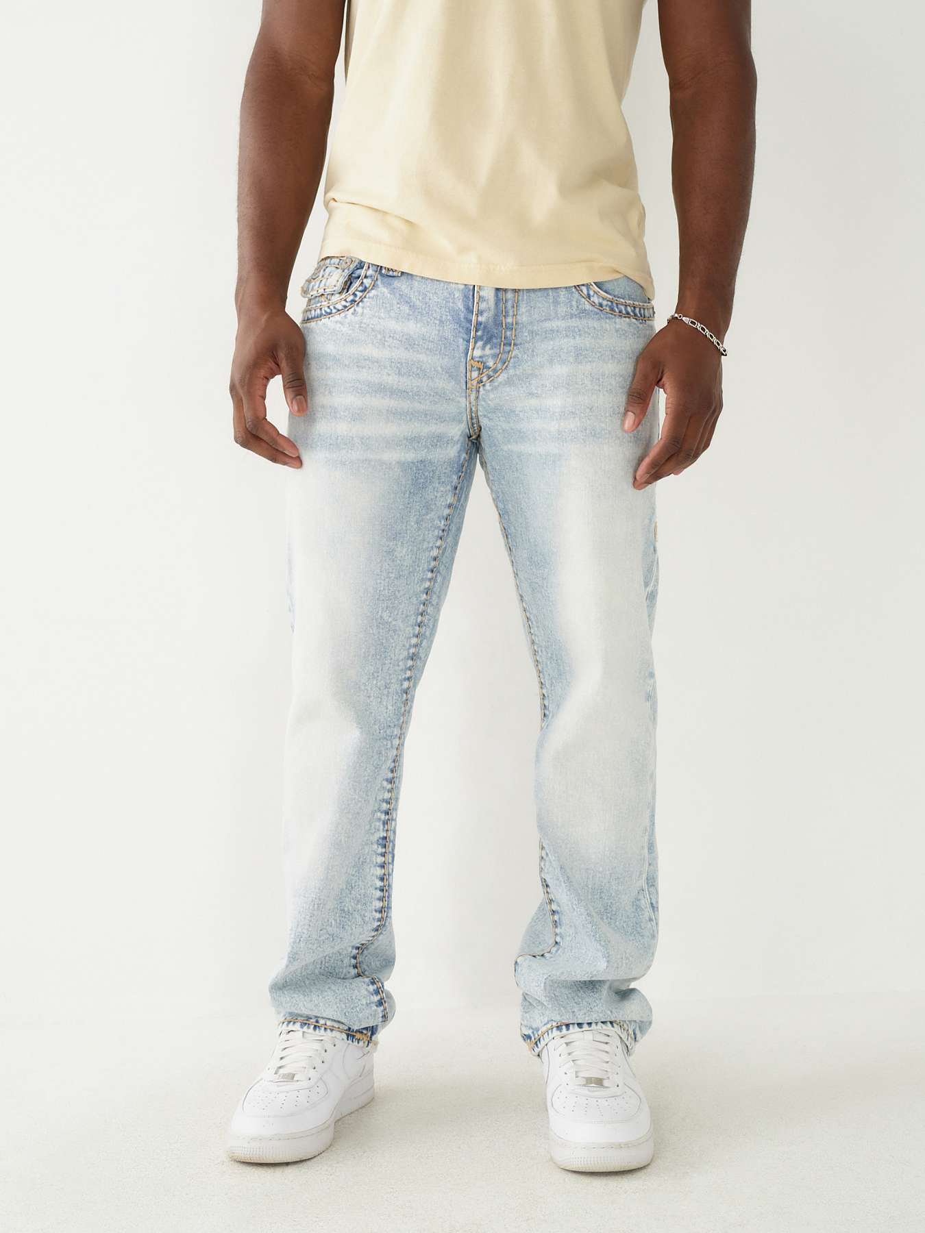 RICKY SUPER T STITCH STRAIGHT JEAN - Retro Faded Light Wash | True Religion