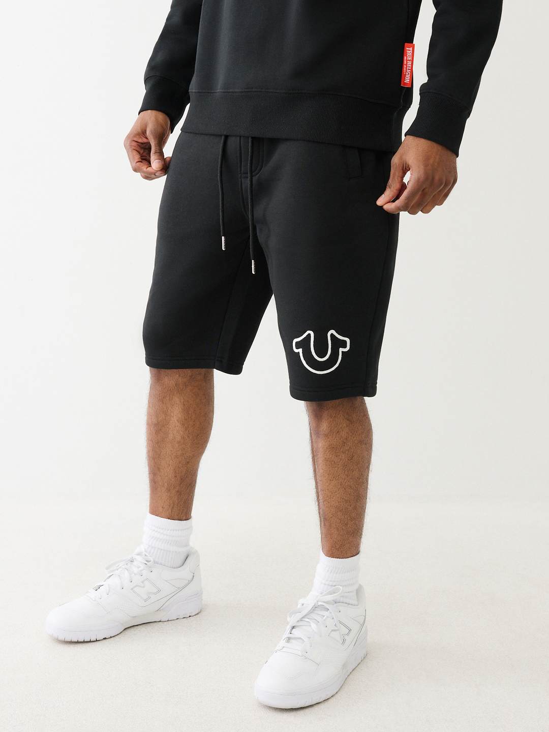 EMBROIDERED HORSESHOE SWEAT SHORT