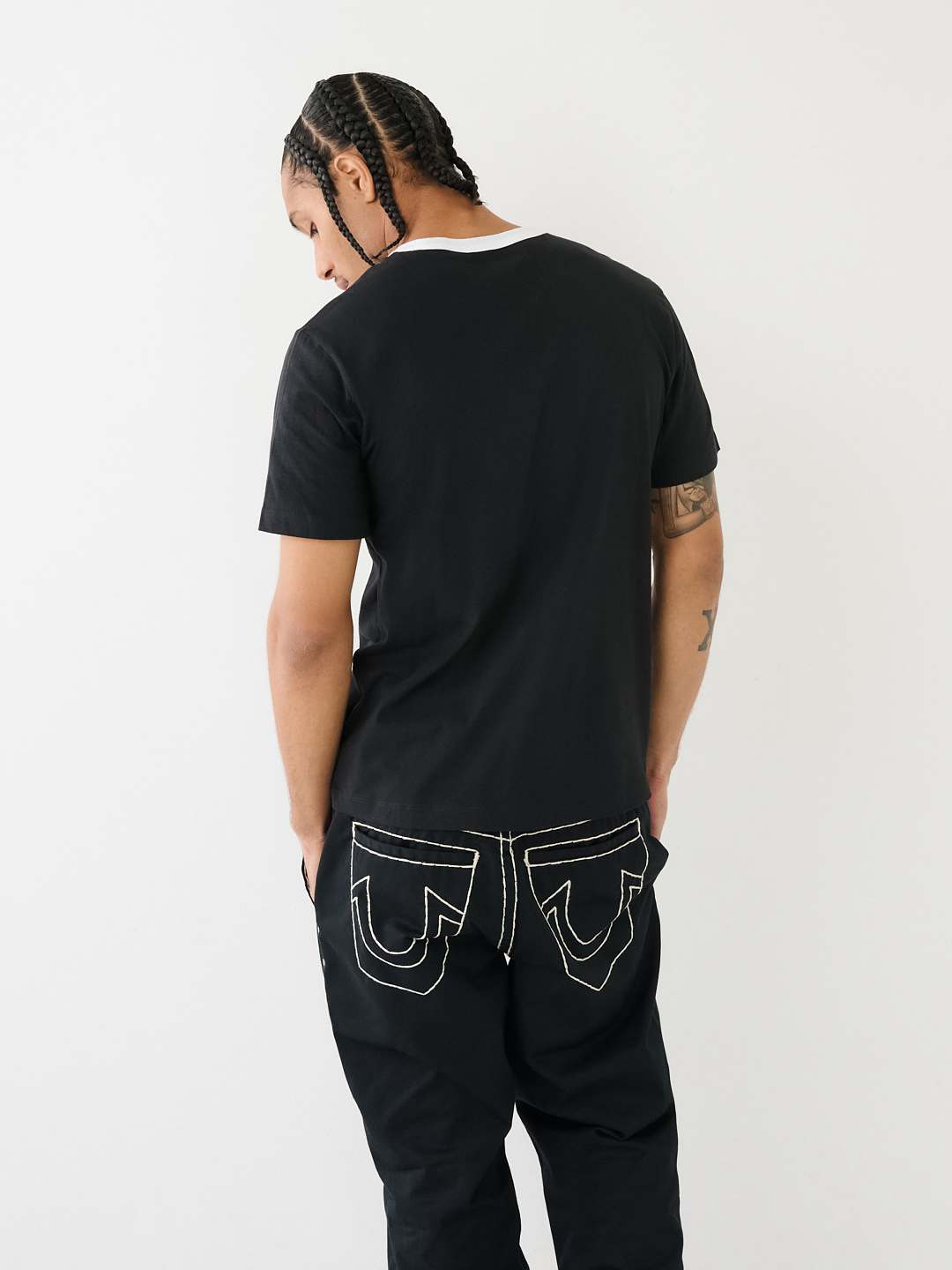 EMBROIDERED TR LOGO RINGER TEE