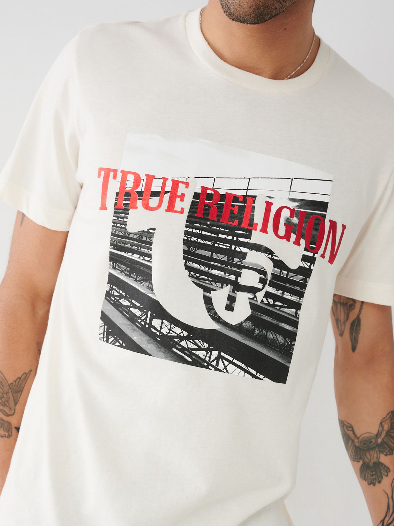 TRUE GRAPHIC TEE