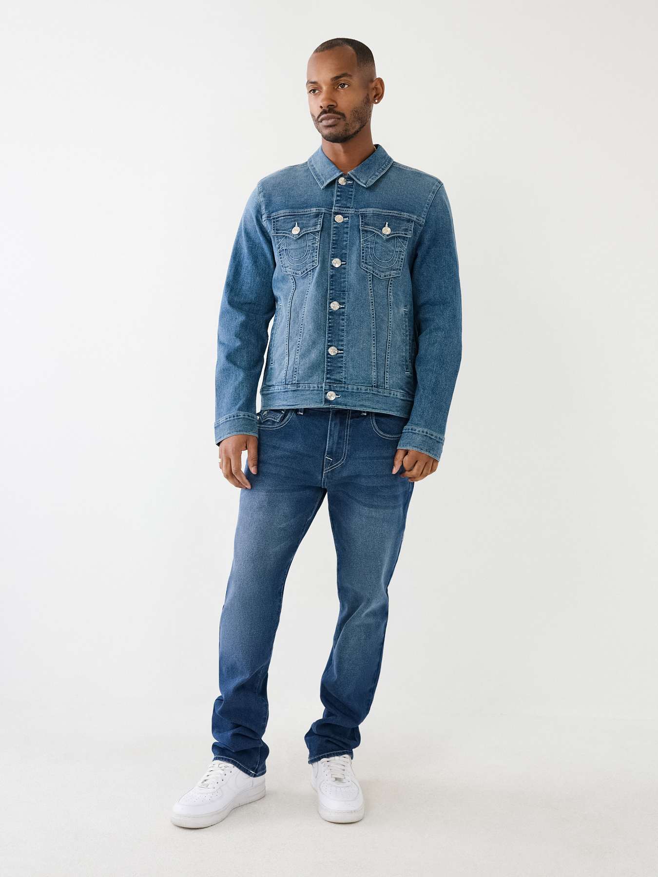 CLASSIC DENIM JACKET