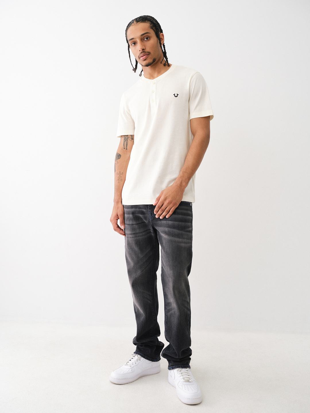 LOGO PLACKET SHORT SLEEVE HENLEY TEE | True Religion