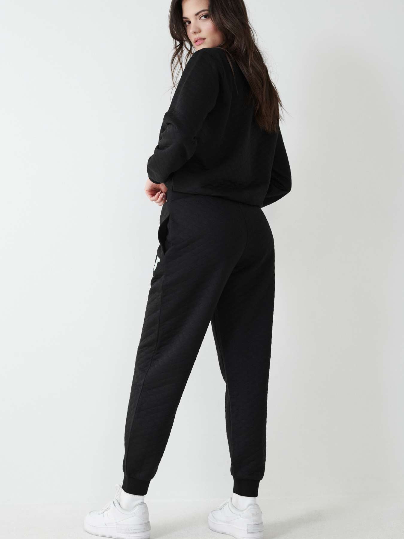 HIGH RISE QUILTED LOGO JOGGER