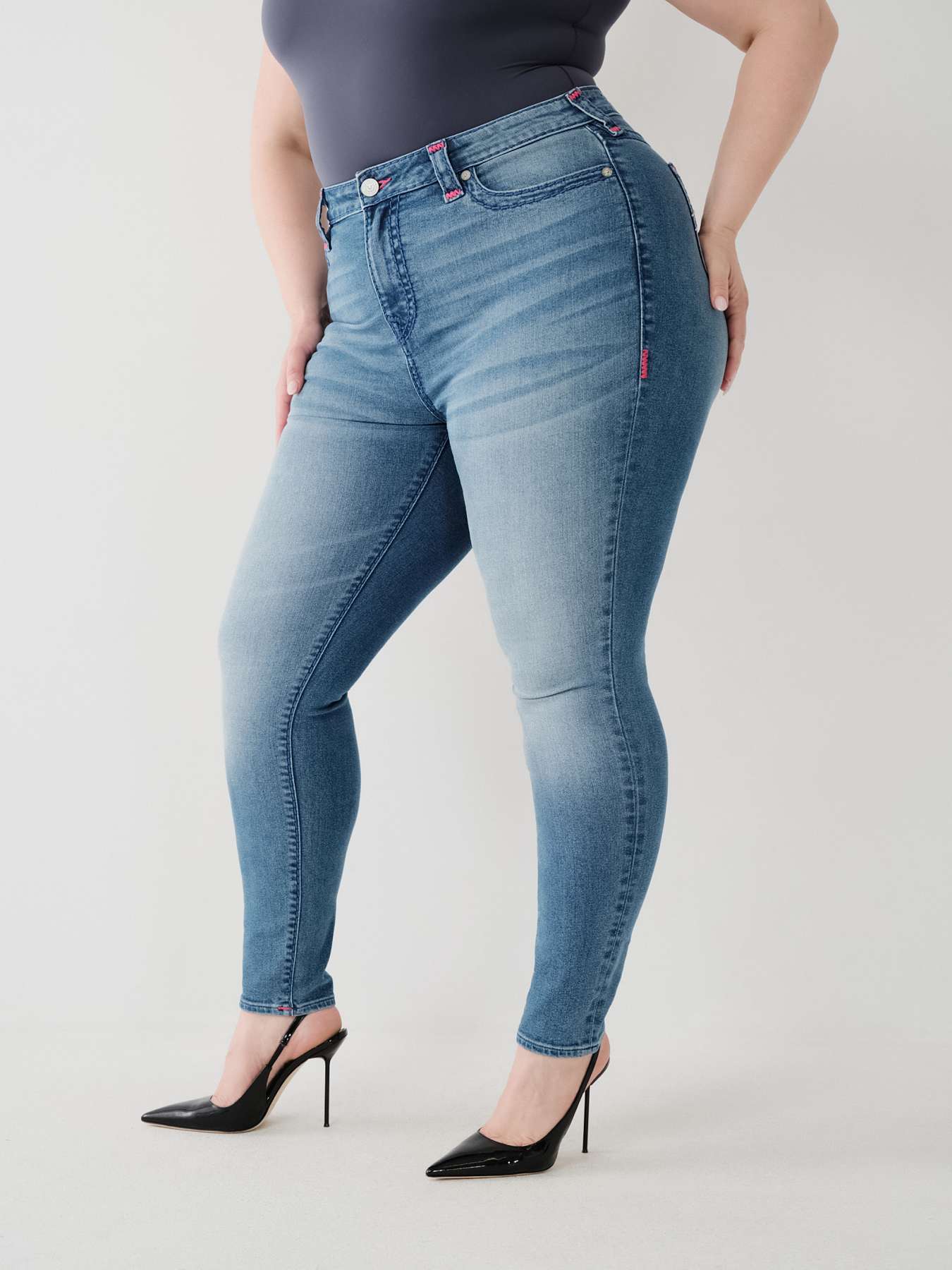 JENNIE SUPER T CURVY SKINNY JEAN