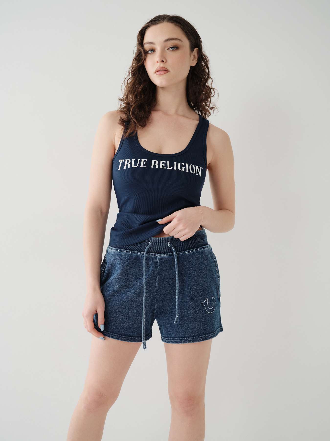 TRUE LOGO TANK