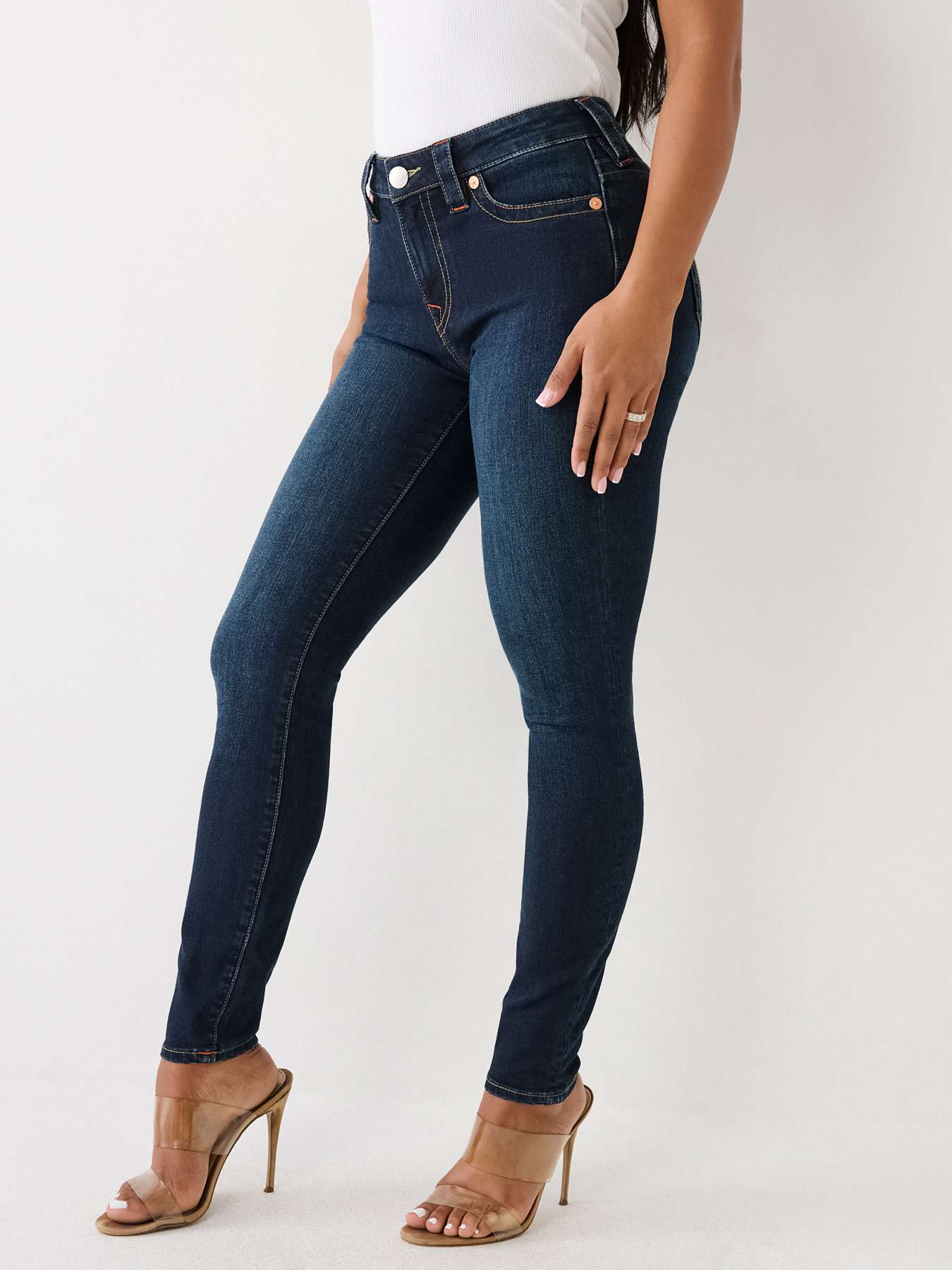 JENNIE MID RISE CURVY SKINNY JEAN